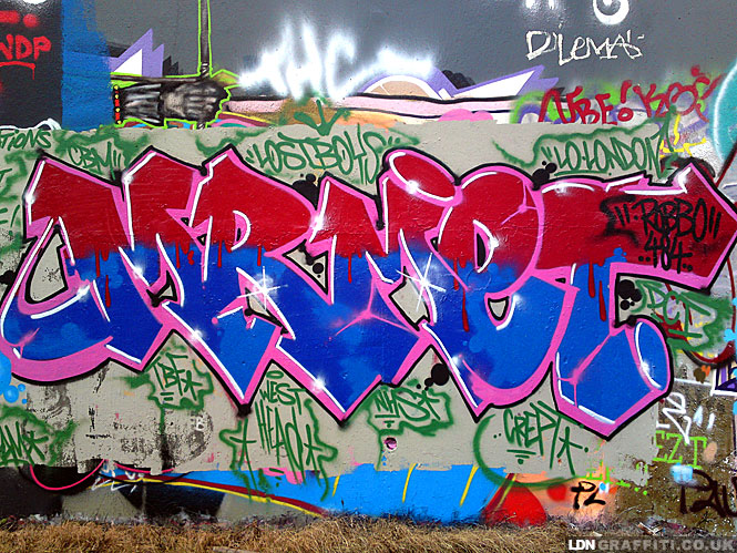 Mr Met - LDNGraffiti