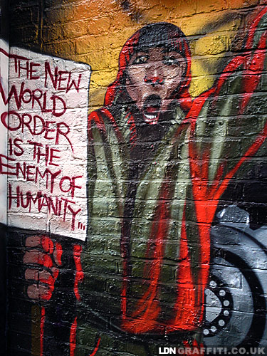 Mear One in London - 19/10/13 - LDNGraffiti