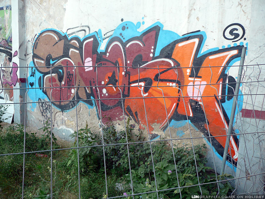 Smash 137 - LDNGraffiti