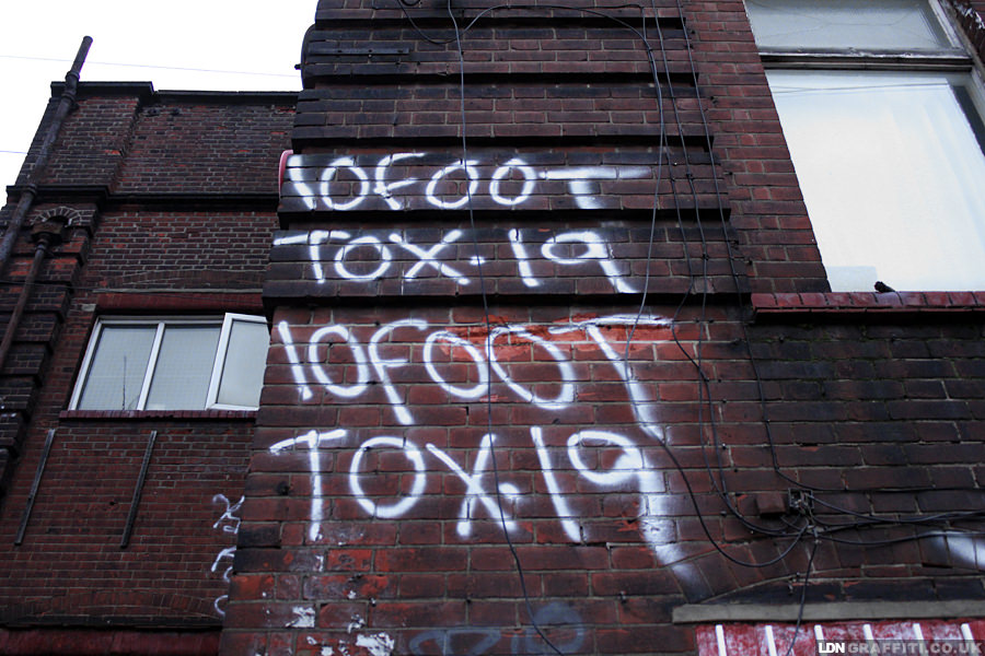 What does this graffiti mean? I’ve been seeing the ‘10 FOOT’ graffiti ...